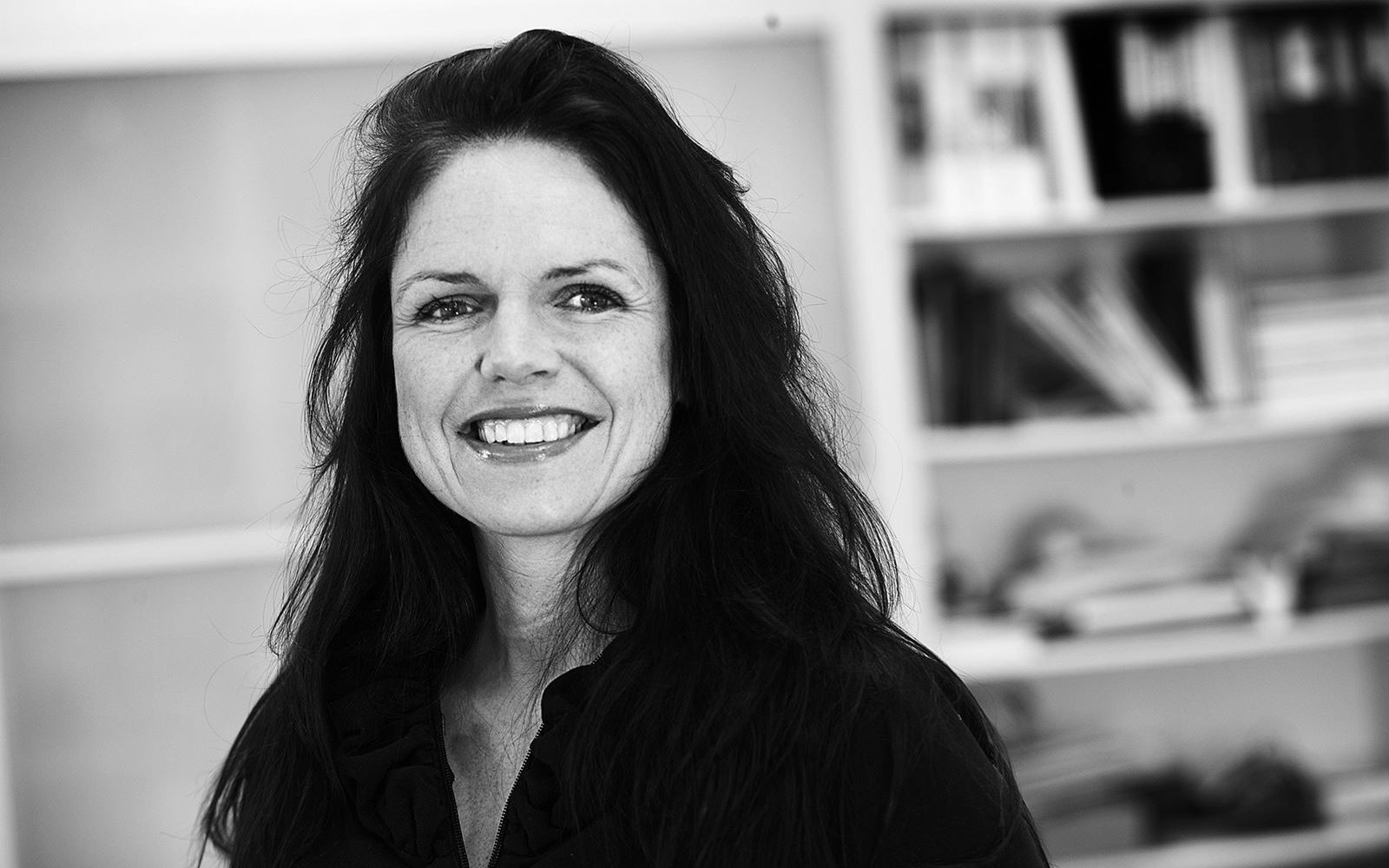 Par No. 1: Anne Voss som tekst og koncept. - Bureaubiz