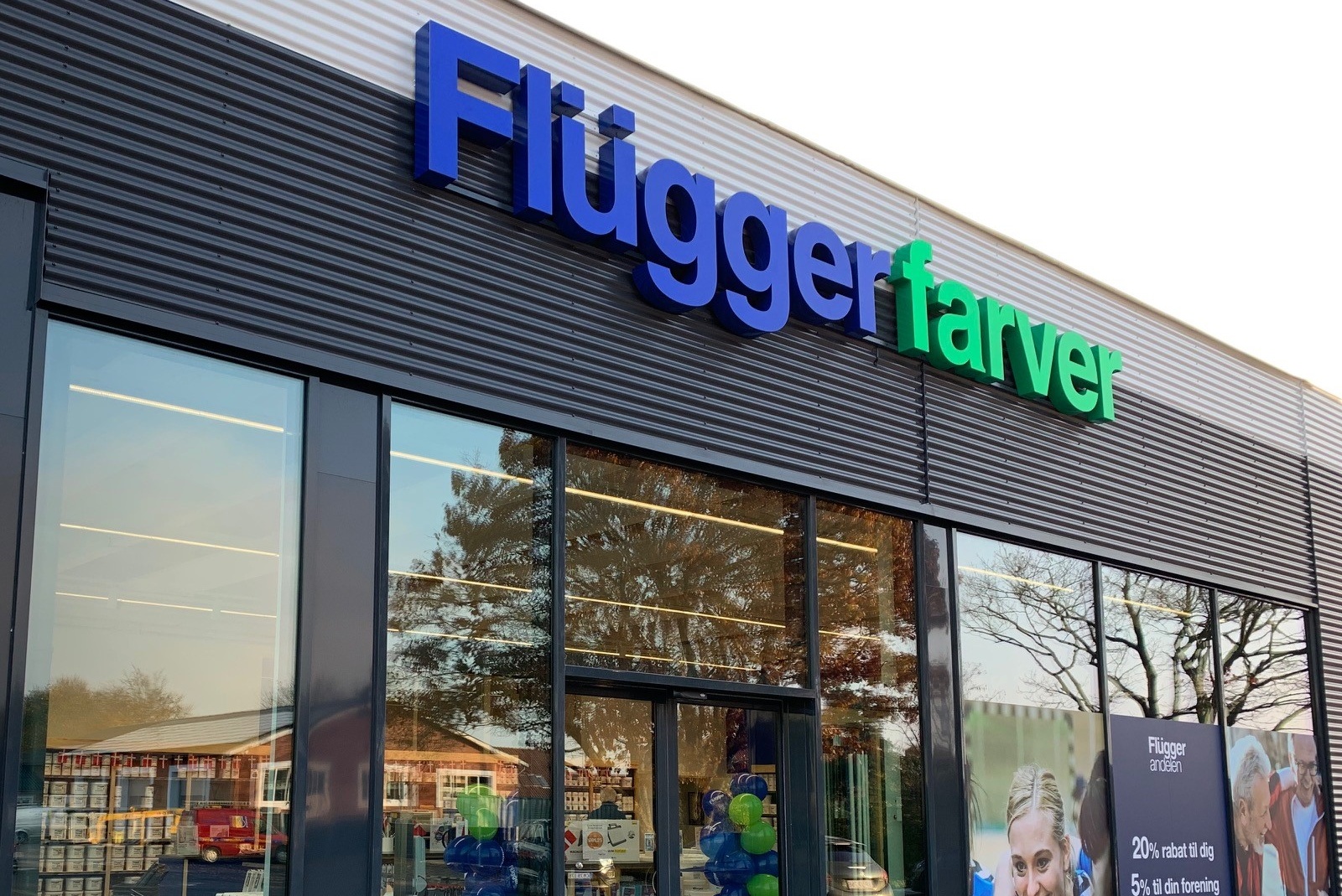 Flügger vælger bureau - Bureaubiz